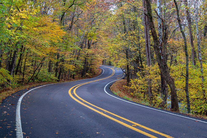 9 Top Motorcycle Rides in the Midwest and West Coast – Updated for 2023
