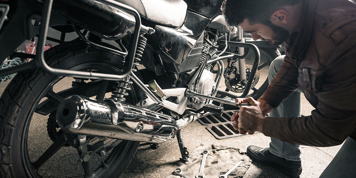 6 Tips for Motorcycle Repairs and Cleaning Before Selling - Cycle ...