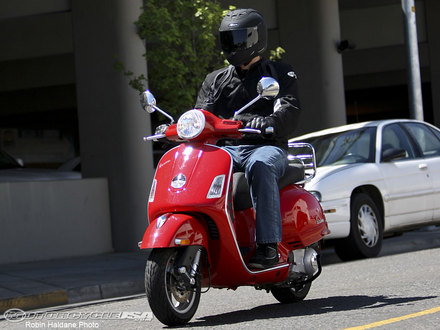 2008 Vespa GTS 250 Scooter Review | CycleTrader.com
